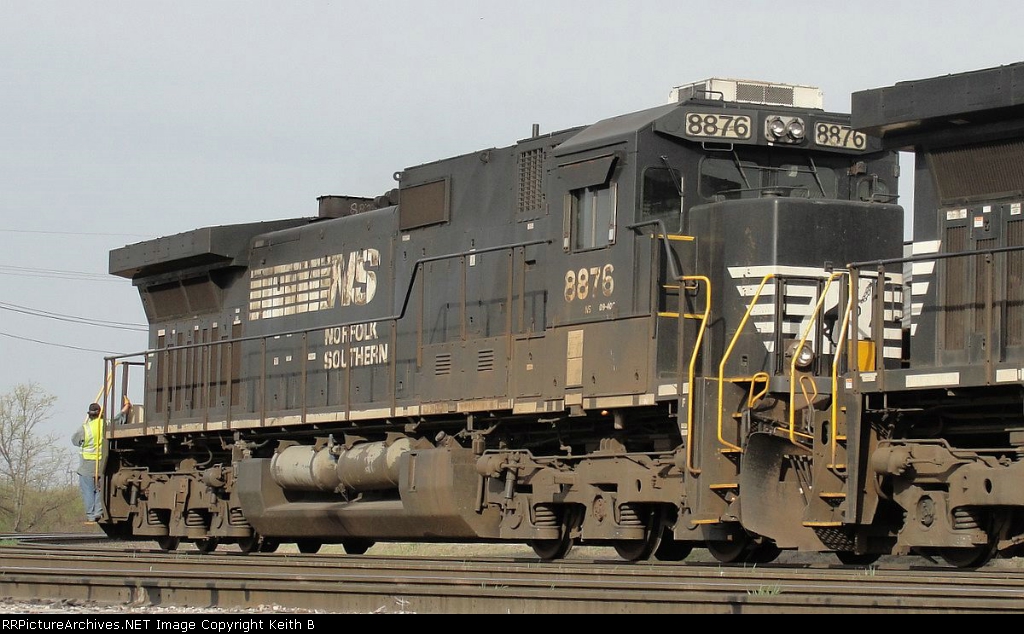 NS 8876